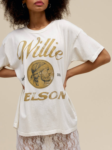 DAYDREAMER Willie Nelson American Original Merch Tee – 27 Boutique